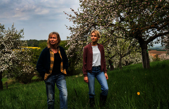 Neue Herzkino-Reihe: Unterm Apfelbaum | Sehenswertes im TV | TVButler.at